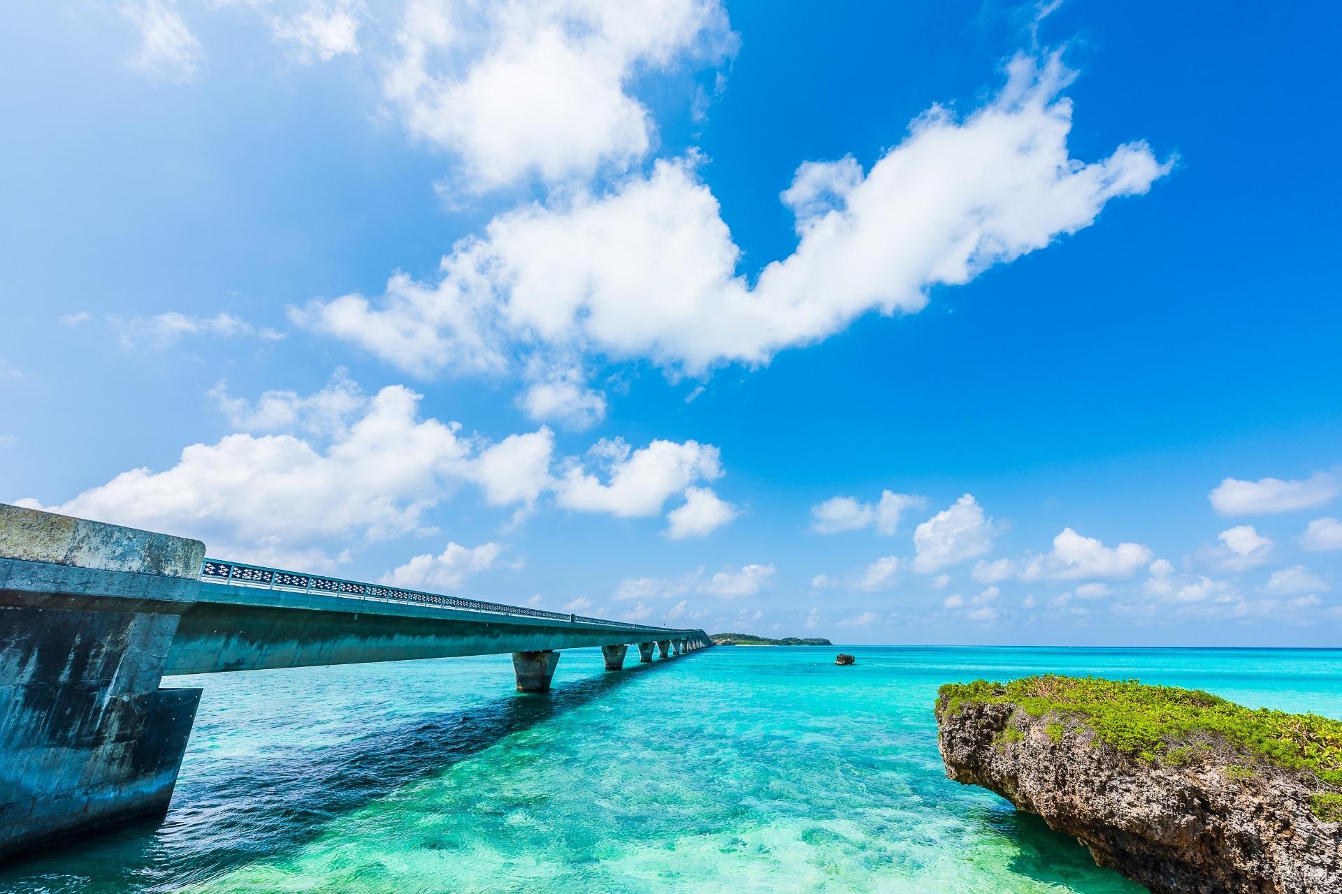 Okinawa Travel Guide - Best Things to Do and Places to Go